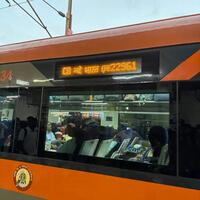 22961/Mumbai Central - Ahmedabad Vande Bharat Express - Surat to ...